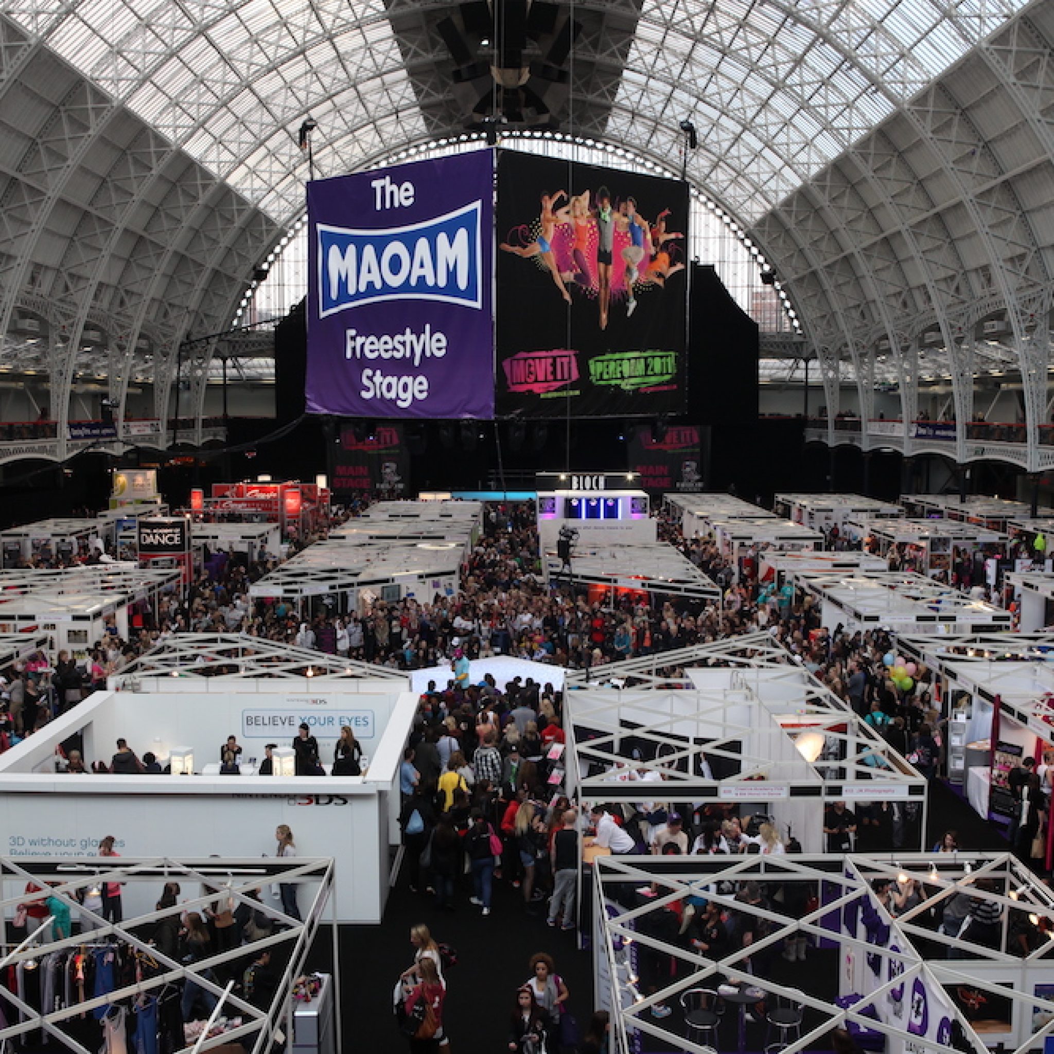 Celebrating 20 years of MOVE IT, the UK’s largest dance event - Dance ...